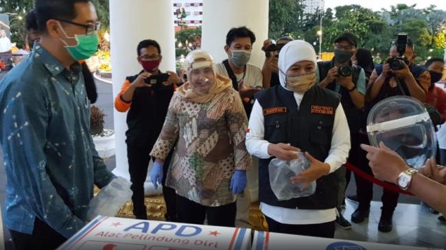 Pabrik Plastik Produksi APD Face Shield
