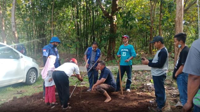 Berdayakan Petani di Pulau Bawean, Musa Rintis Kampung Durian