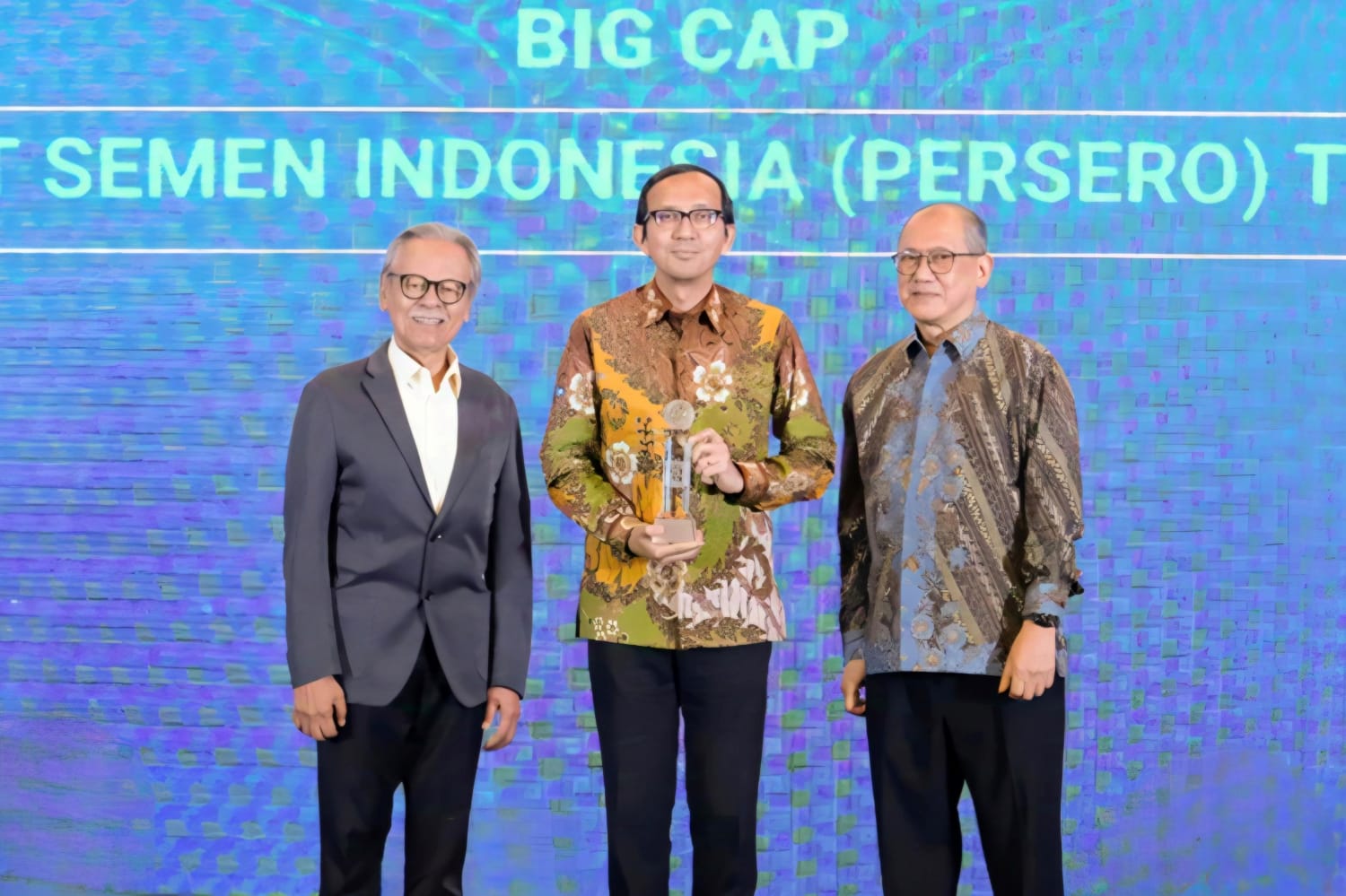SIG Raih Penghargaan Best State-Owned Enterprises pada Ajang The 15th ...